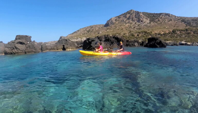 Sea kayaking near Paleochora, Crete – Fit in Crete